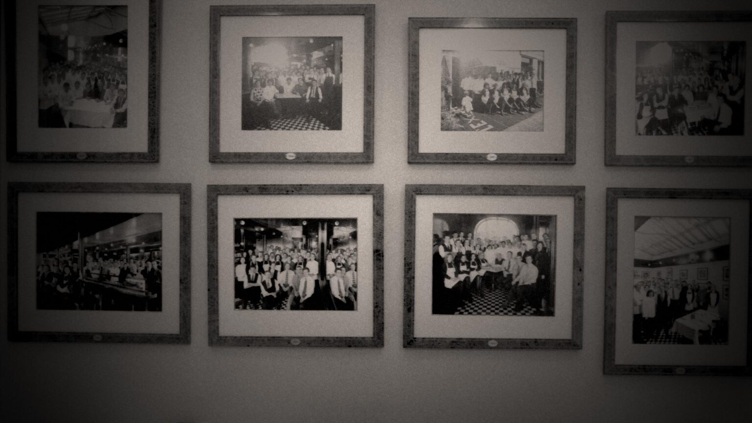 Restaurant l'Express Montreal | French Restaurant in Montreal