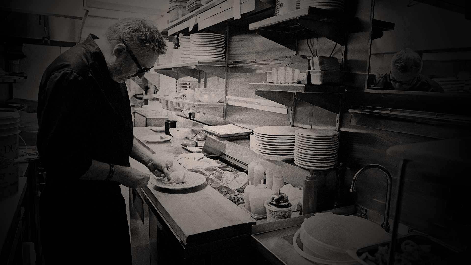 Restaurant l'Express Montreal | French Restaurant in Montreal